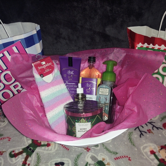 Bath & Body Works | Bath & Body | Bath And Body Works Baskets | Poshmark